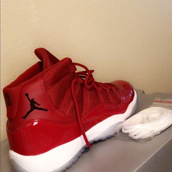 Jordan | Shoes | Jordan Breads 1 | Poshmark